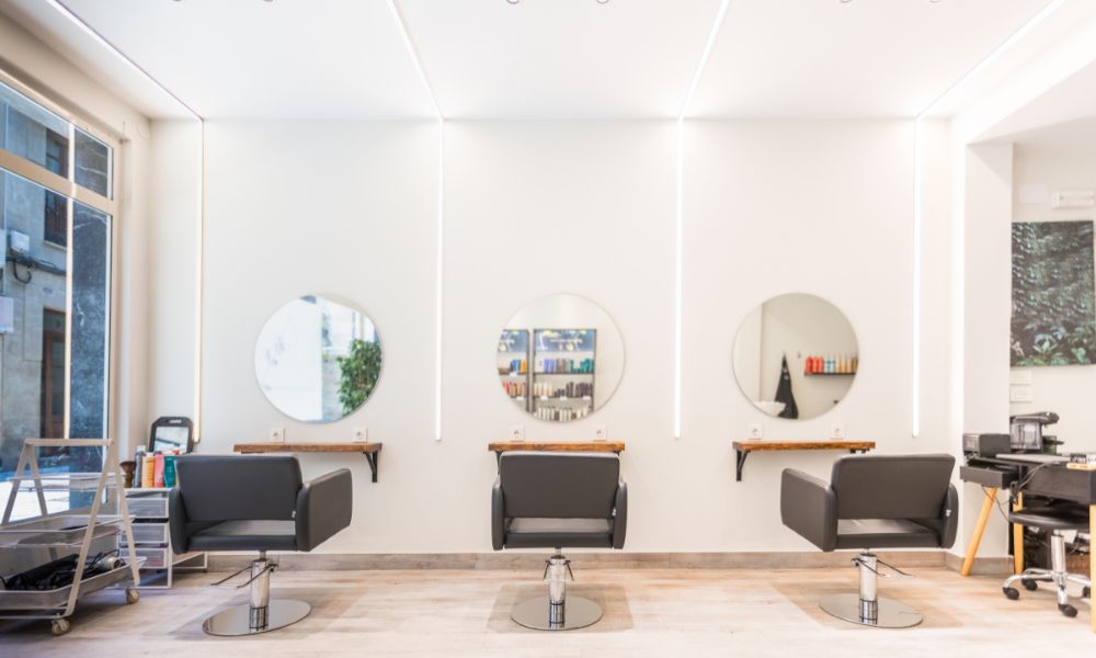 The Ultimate Guide to Choosing Your Salon Aesthetic